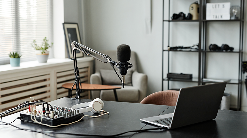 Top Accessories for Video Podcasting | B&H eXplora