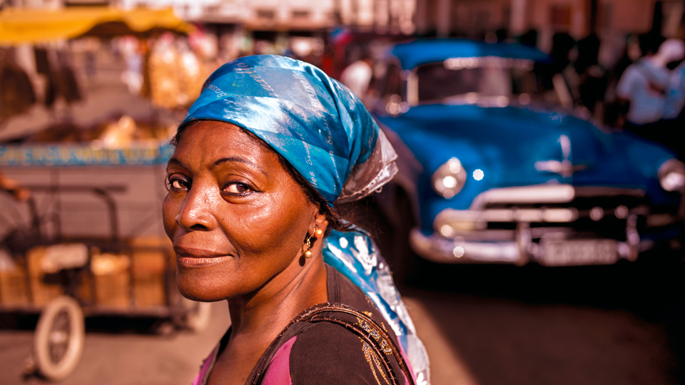 Peter Turnley: On Curiosity, Cuba, and Self-Publishing His New Book | B ...
