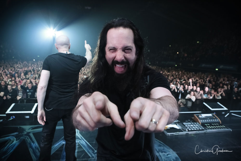 Podcast: The Ninja—Concert Photography, with Christie Goodwin | B&H eXplora